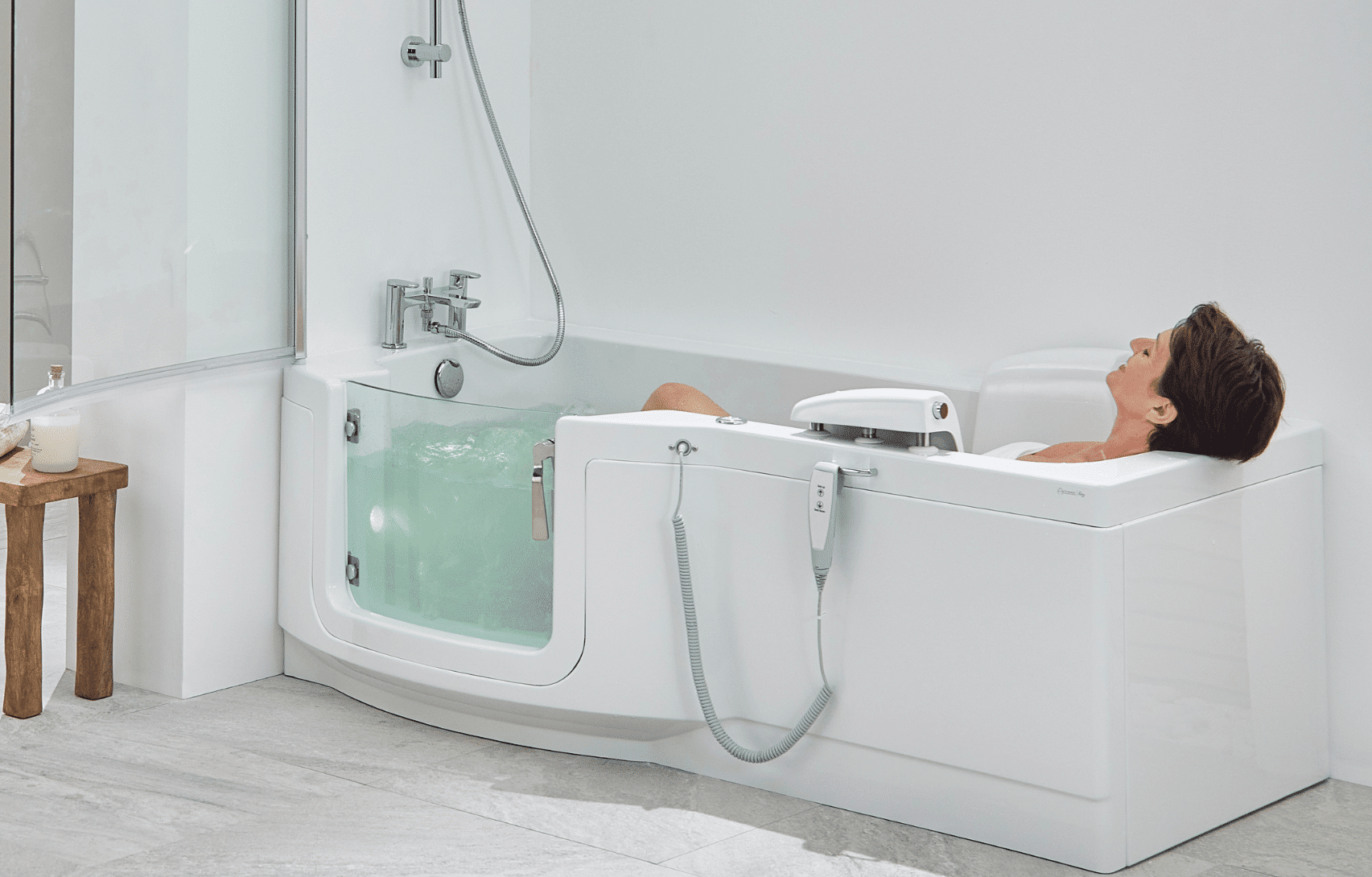 Walk In Baths For Elderly & Disabled | Age Care Bathrooms